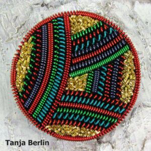 Brooch – Metal Thread Brooch Kit – Berlin Embroidery Designs